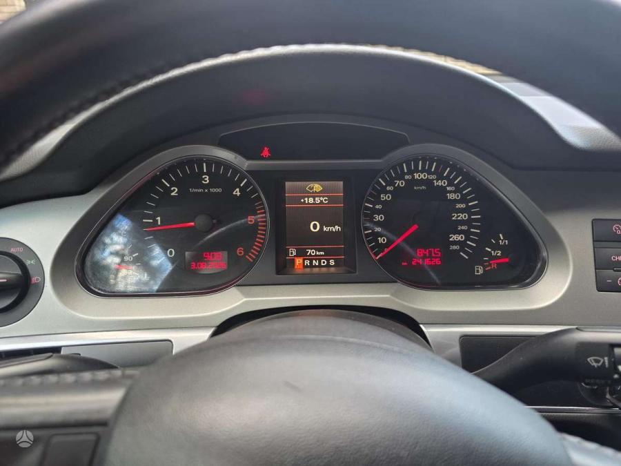 Grey Audi A6 2007 in Utena, with an engine capacity of 2.97 L and mileage of 241 thousand km for 3150 €, photo 9 on AUTOMOTO.COM.LV