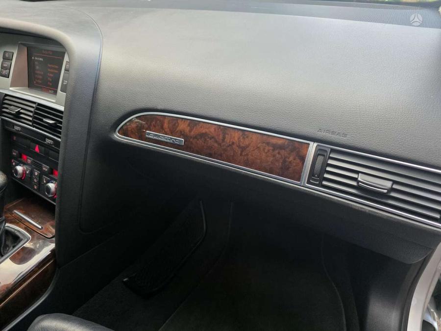 Grey Audi A6 2007 in Utena, with an engine capacity of 2.97 L and mileage of 241 thousand km for 3150 €, photo 16 on AUTOMOTO.COM.LV