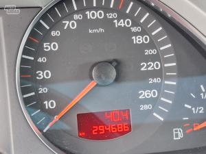 Grey Audi A6 2008 in Mazeikiai, with an engine capacity of 3.00 L and mileage of 295 thousand km for 4250 €, photo 24 on AUTOMOTO.COM.LV