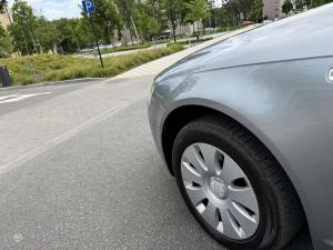 Grey Audi A6 2008 in Vilnius, with an engine capacity of 2.00 L and mileage of 297 thousand km for 3000 €, photo 16 on AUTOMOTO.COM.LV