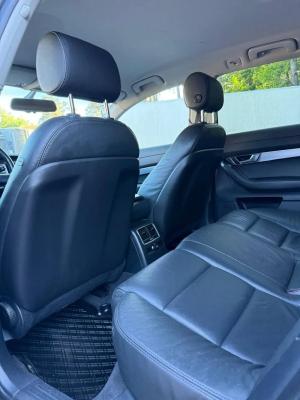 Grey Audi A6 2008 in Riga, with an engine capacity of 2.70 L and mileage of 293 thousand km for 2500 €, photo 12 on AUTOMOTO.COM.LV