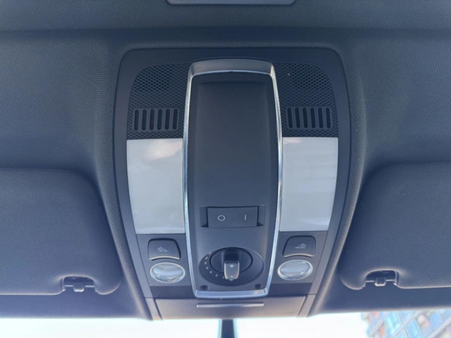 Pelēks Audi A6 2008 Rīga, ar dzinēja tilpumu 3.00 L un nobraukumu 319 tūkst. km par 3990 €, foto 24 vietnē AUTOMOTO.COM.LV