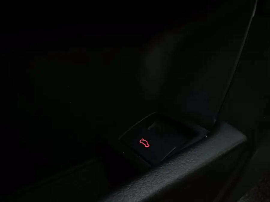 Серый Ауди А6 2008 в Рига, объемом двигателя 3.00 л и пробегом 350 тыс. км за 3990 €, фото 19 на AUTOMOTO.COM.LV