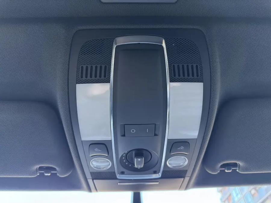 Grey Audi A6 2008 in Riga, with an engine capacity of 3.00 L and mileage of 319 thousand km for 3990 €, photo 31 on AUTOMOTO.COM.LV