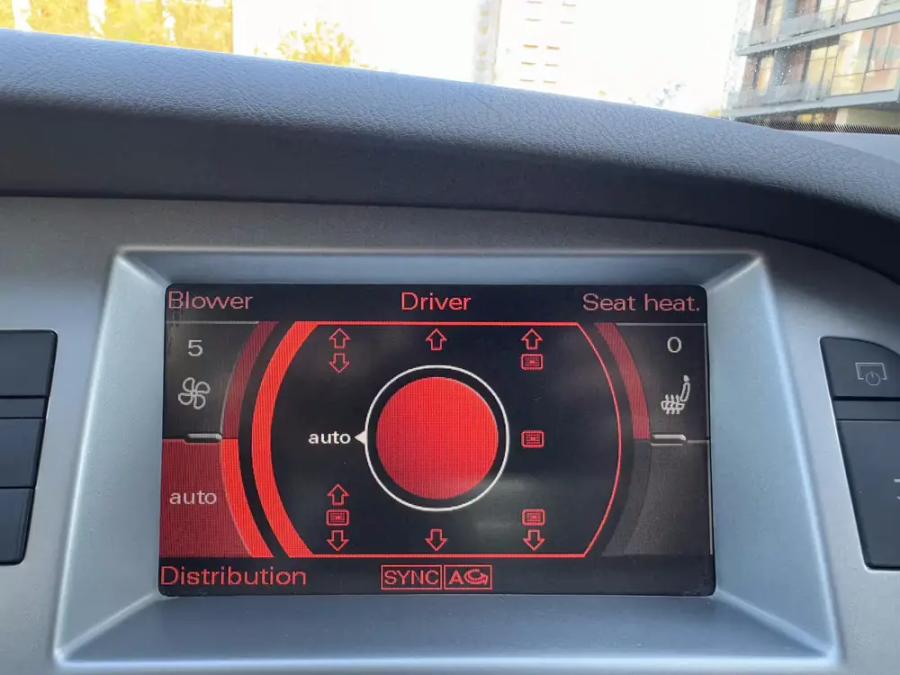 Grey Audi A6 2008 in Riga, with an engine capacity of 3.00 L and mileage of 266 thousand km for 4490 €, photo 21 on AUTOMOTO.COM.LV