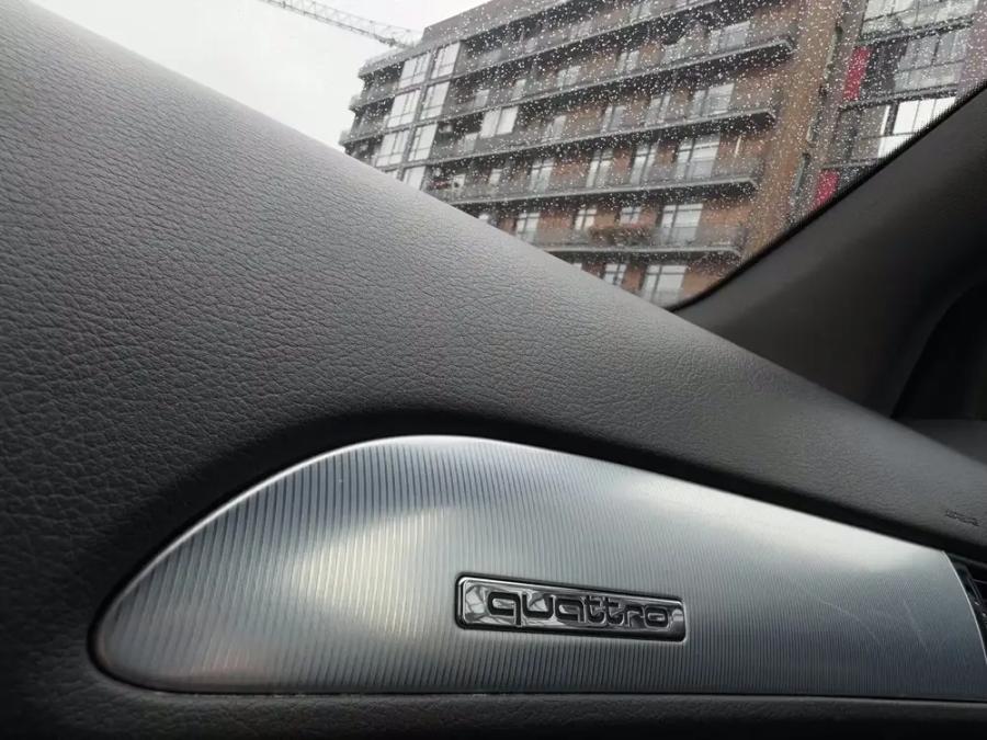 Grey Audi A6 2008 in Riga, with an engine capacity of 3.00 L and mileage of 372 thousand km for 4290 €, photo 15 on AUTOMOTO.COM.LV