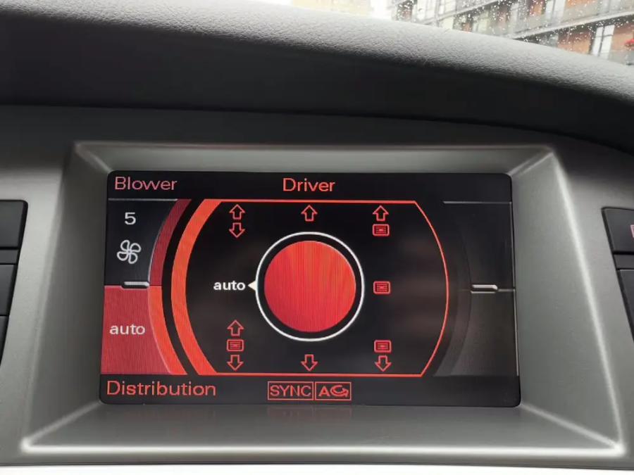 Grey Audi A6 2008 in Riga, with an engine capacity of 3.00 L and mileage of 372 thousand km for 4290 €, photo 22 on AUTOMOTO.COM.LV