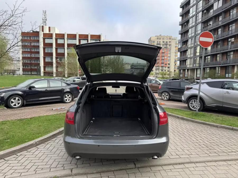 Pelēks Audi A6 2008 Rīga, ar dzinēja tilpumu 3.00 L un nobraukumu 319 tūkst. km par 4490 €, foto 7 vietnē AUTOMOTO.COM.LV