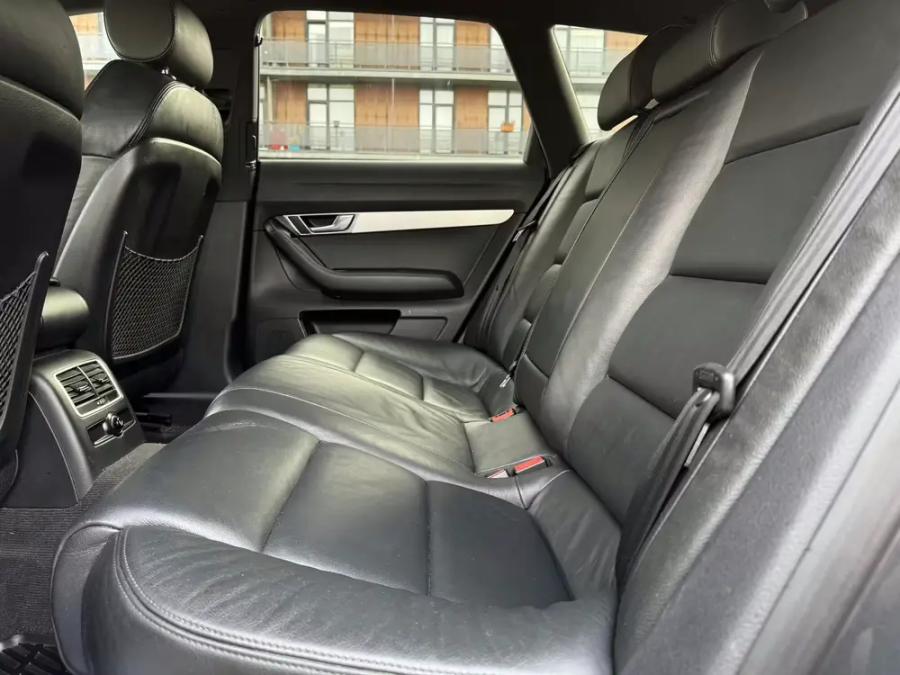 Pelēks Audi A6 2008 Rīga, ar dzinēja tilpumu 3.00 L un nobraukumu 319 tūkst. km par 4490 €, foto 13 vietnē AUTOMOTO.COM.LV
