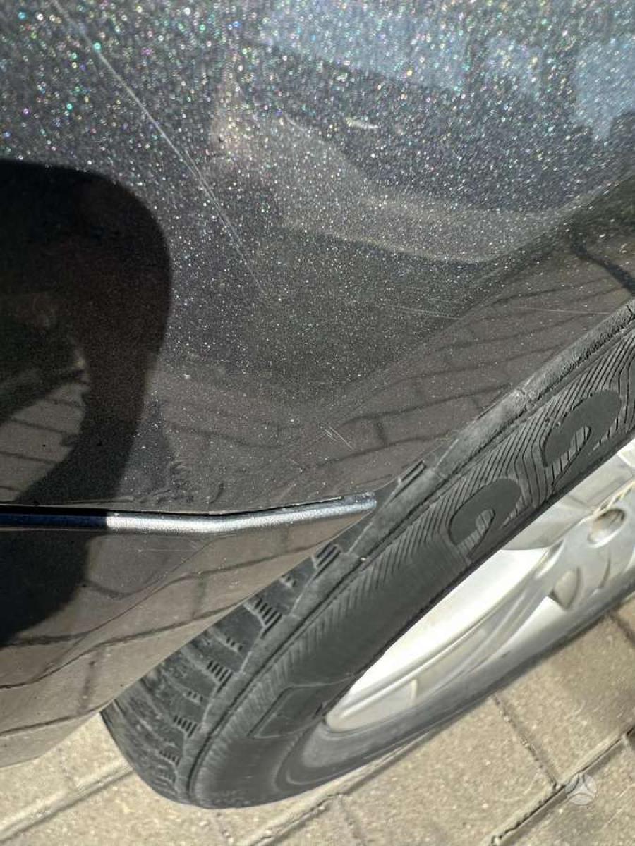 Grey Audi A6 2008 in Kaunas, with an engine capacity of 2.70 L and mileage of 400 thousand km for 1499 €, photo 15 on AUTOMOTO.COM.LV
