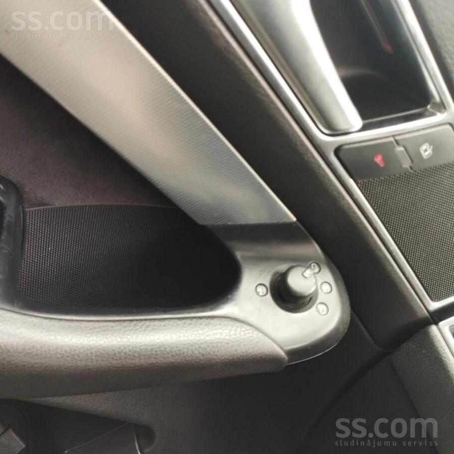 Pelēks Audi A6 2008 Jēkabpils, ar dzinēja tilpumu 3.00 L un nobraukumu 322 tūkst. km par 3400 €, foto 15 vietnē AUTOMOTO.COM.LV