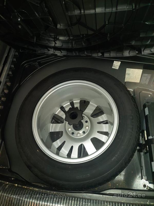 Grey Audi A6 2009 in Viljandi, with an engine capacity of 2.70 L and mileage of 297 thousand km for 5500 €, photo 11 on AUTOMOTO.COM.LV