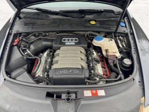 Grey Audi A6 2009 in Vilnius, with an engine capacity of 2.77 L and mileage of 299 thousand km for 3800 €, photo 19 on AUTOMOTO.COM.LV