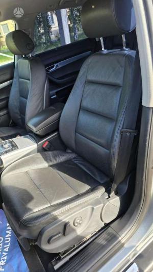 Grey Audi A6 2009 in Siauliai, with an engine capacity of 2.70 L and mileage of 249 thousand km for 5250 €, photo 25 on AUTOMOTO.COM.LV