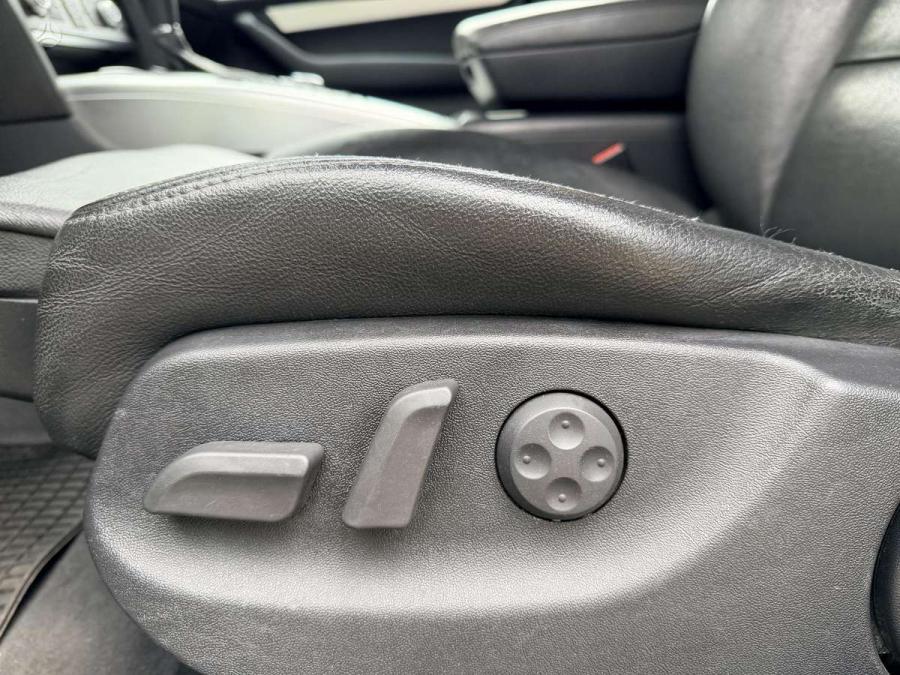 Grey Audi A6 2009 in Utena, with an engine capacity of 2.97 L and mileage of 343 thousand km for 4350 €, photo 24 on AUTOMOTO.COM.LV