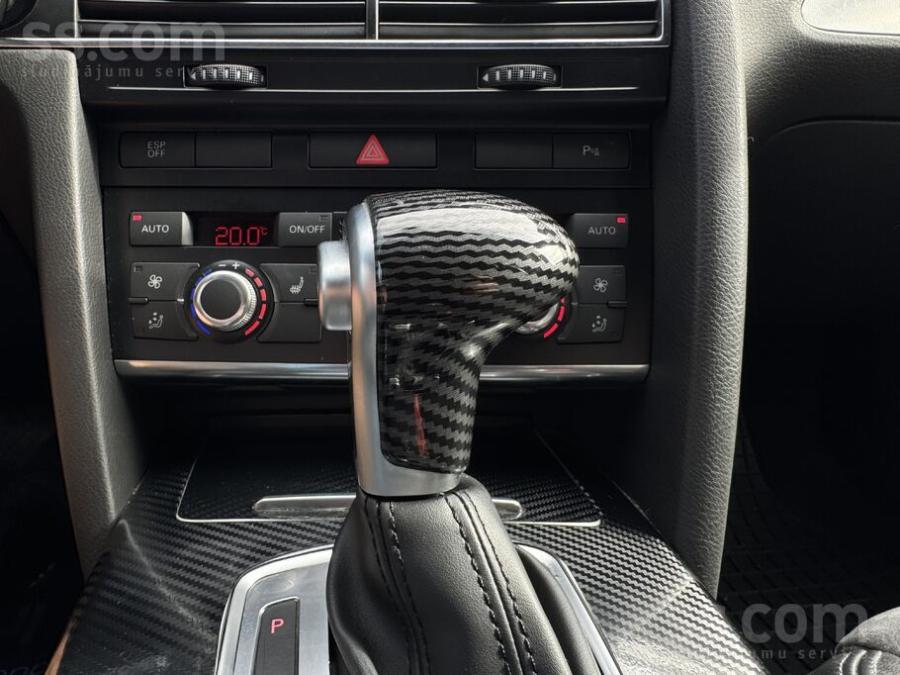 Grey Audi A6 2009 in Riga, with an engine capacity of 3.00 L and mileage of 352 thousand km for 4990 €, photo 11 on AUTOMOTO.COM.LV