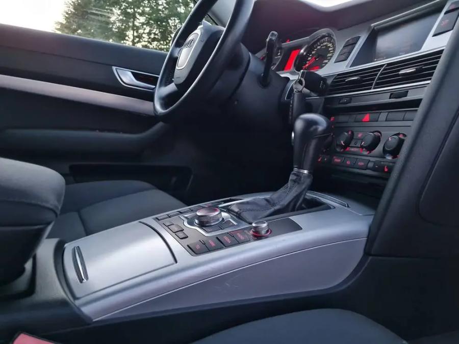 Grey Audi A6 2009 in Ogre, with an engine capacity of 2.00 L and mileage of 271 thousand km for 6550 €, photo 27 on AUTOMOTO.COM.LV