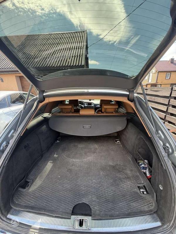 Audi A6 2009 in Silale on AUTOMOTO.COM.LV Grey Audi A6 2009 in Silale, with an engine capacity of 2.70 L and mileage of 427 thousand km for 2800 €, photo 8 on AUTOMOTO.COM.LV