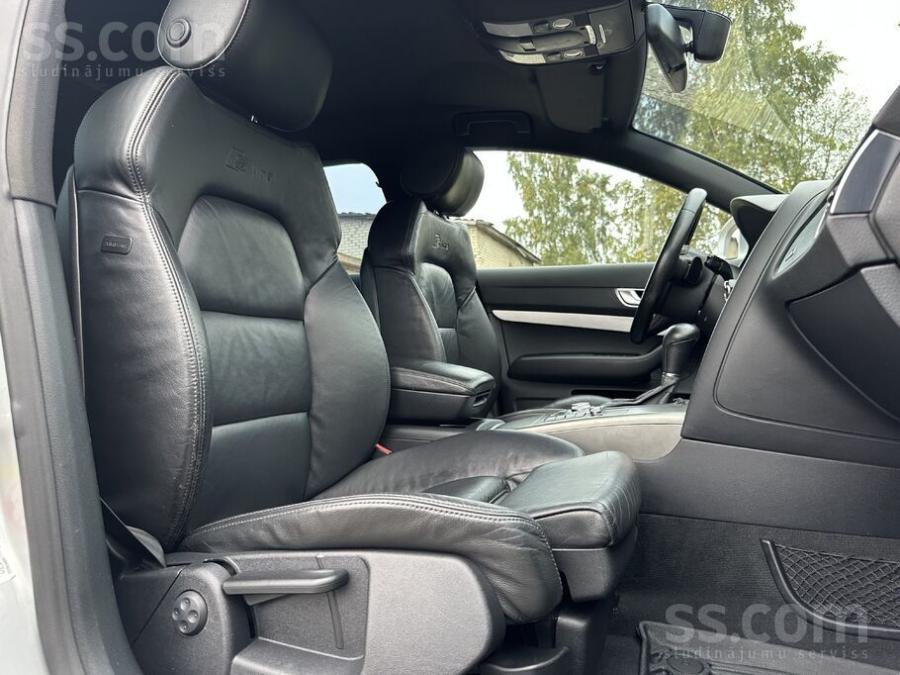 Grey Audi A6 2009 in Tukums, with an engine capacity of 3.00 L and mileage of 394 thousand km for 3550 €, photo 12 on AUTOMOTO.COM.LV