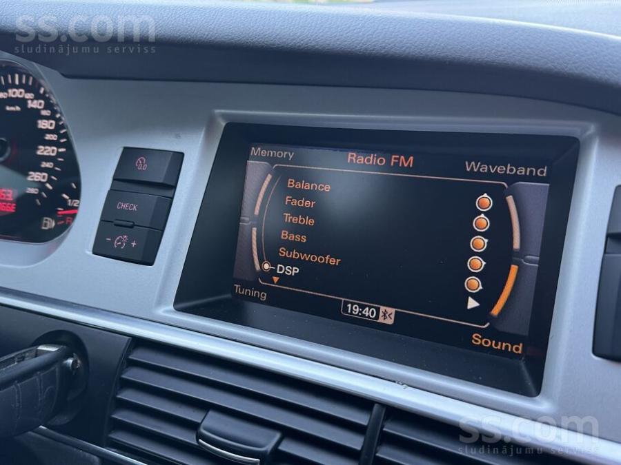Grey Audi A6 2010 in Riga, with an engine capacity of 3.00 L and mileage of 0 thousand km for 4200 €, photo 18 on AUTOMOTO.COM.LV