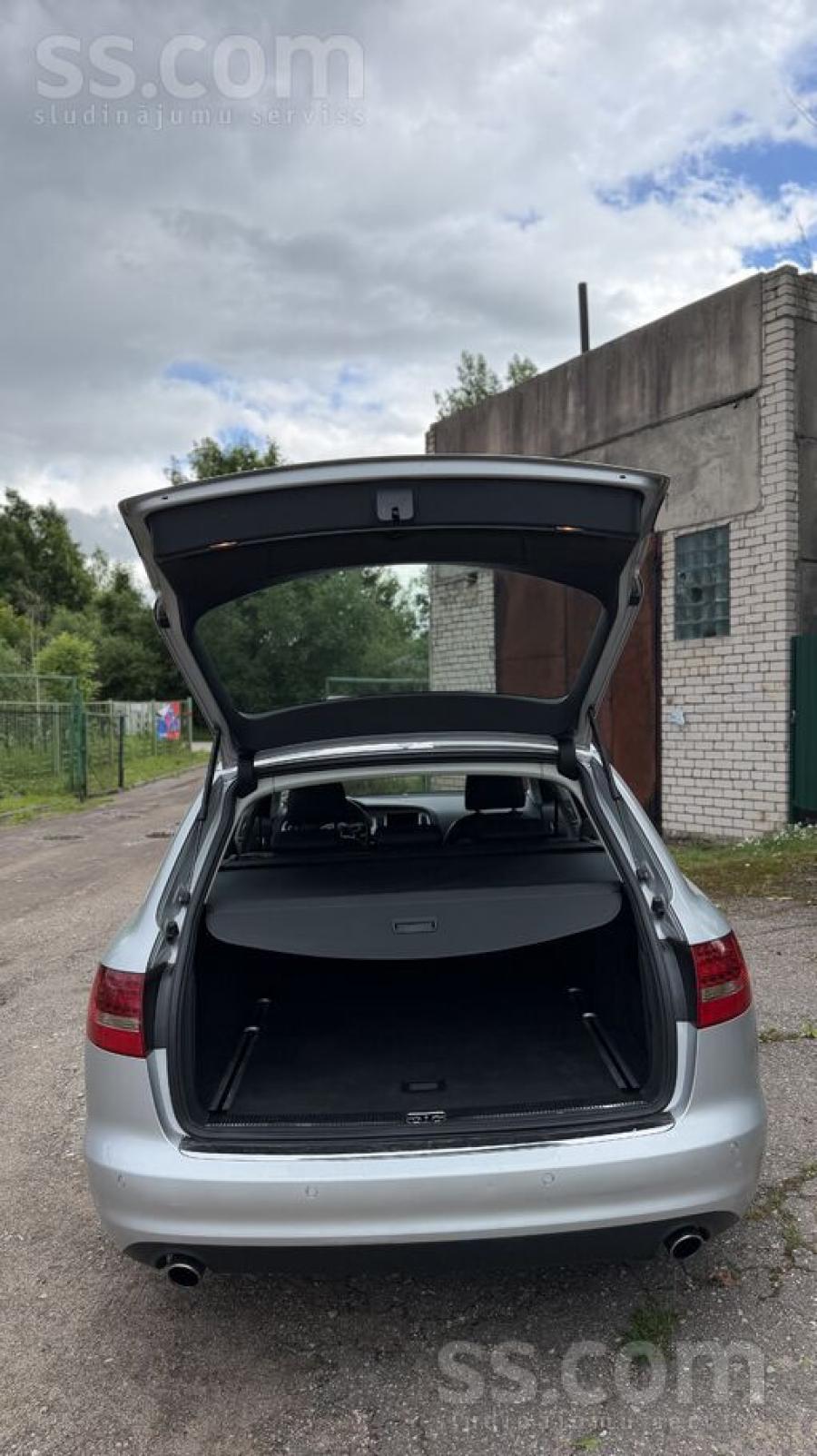 Grey Audi A6 2010 in Daugavpils, with an engine capacity of 2.70 L and mileage of 0 thousand km for 4750 €, photo 9 on AUTOMOTO.COM.LV