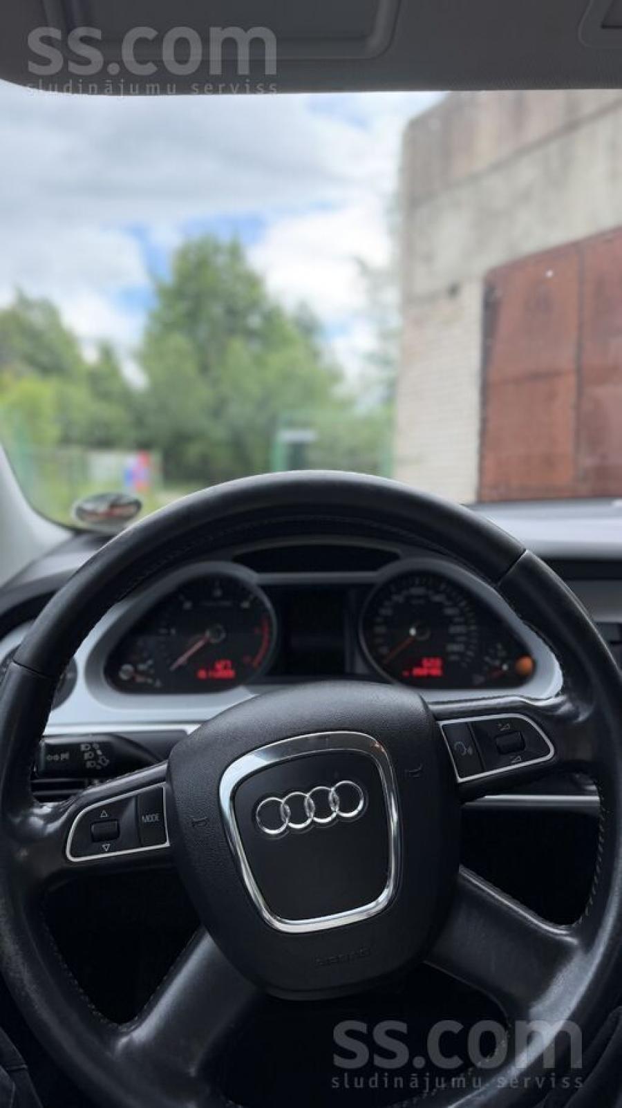 Grey Audi A6 2010 in Daugavpils, with an engine capacity of 2.70 L and mileage of 0 thousand km for 4750 €, photo 23 on AUTOMOTO.COM.LV