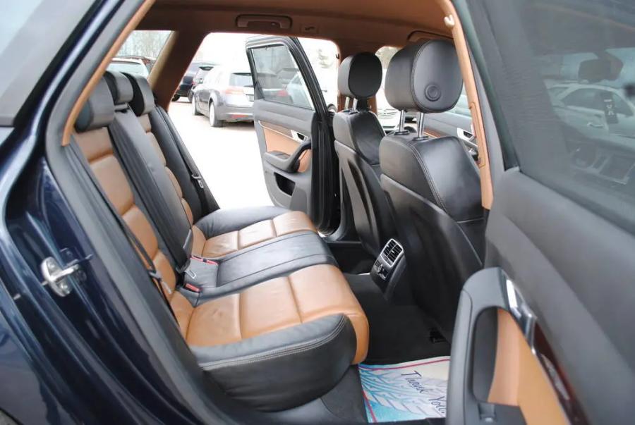 Pelēks Audi A6 2010 Rīga, ar dzinēja tilpumu 2.00 L un nobraukumu 287 tūkst. km par 6990 €, foto 11 vietnē AUTOMOTO.COM.LV