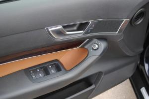 Pelēks Audi A6 2010 Rīga, ar dzinēja tilpumu 2.00 L un nobraukumu 287 tūkst. km par 6990 €, foto 18 vietnē AUTOMOTO.COM.LV
