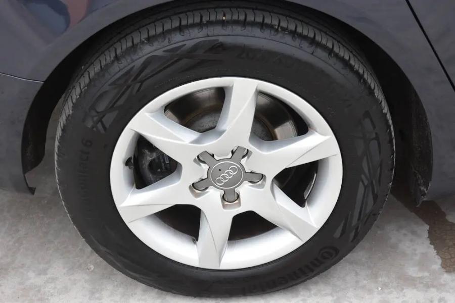 Pelēks Audi A6 2010 Mārupe, ar dzinēja tilpumu 2.00 L un nobraukumu 224 tūkst. km par 6900 €, foto 18 vietnē AUTOMOTO.COM.LV