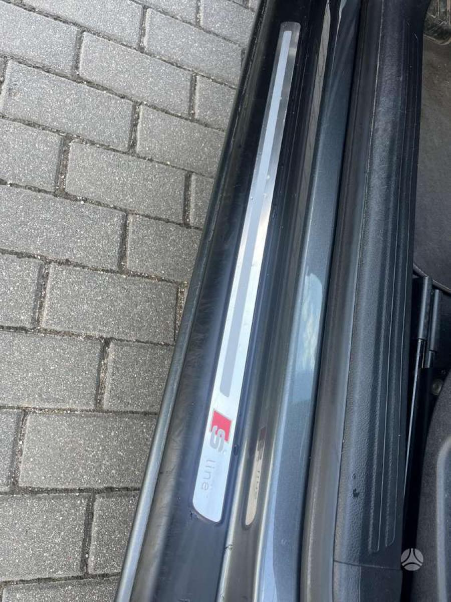 Grey Audi A6 2010 in Vilnius, with an engine capacity of 2.70 L and mileage of 409 thousand km for 4500 €, photo 35 on AUTOMOTO.COM.LV