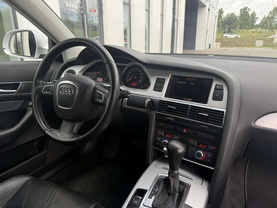 Grey Audi A6 2010 in Vilnius, with an engine capacity of 2.97 L and mileage of 450 thousand km for 4990 €, photo 13 on AUTOMOTO.COM.LV