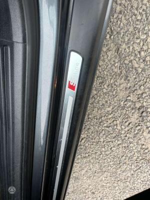 Grey Audi A6 2010 in Vilnius, with an engine capacity of 2.70 L and mileage of 400 thousand km for 4350 €, photo 25 on AUTOMOTO.COM.LV