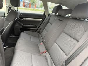 Grey Audi A6 2010 in Vilnius, with an engine capacity of 2.70 L and mileage of 285 thousand km for 5400 €, photo 22 on AUTOMOTO.COM.LV