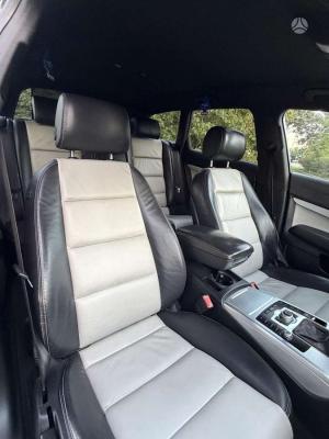 Grey Audi A6 2010 in Vilnius, with an engine capacity of 2.00 L and mileage of 295 thousand km for 5500 €, photo 16 on AUTOMOTO.COM.LV