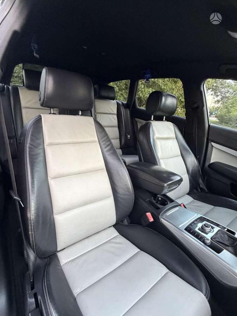 Grey Audi A6 2010 in Vilnius, with an engine capacity of 2.00 L and mileage of 295 thousand km for 5500 €, photo 16 on AUTOMOTO.COM.LV