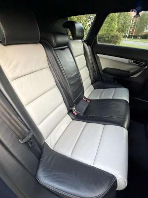 Grey Audi A6 2010 in Vilnius, with an engine capacity of 2.00 L and mileage of 295 thousand km for 5500 €, photo 17 on AUTOMOTO.COM.LV