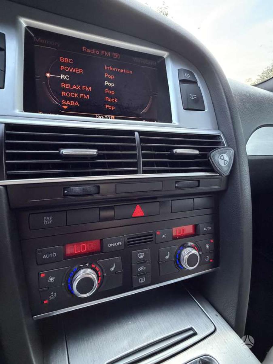 Grey Audi A6 2010 in Vilnius, with an engine capacity of 2.00 L and mileage of 295 thousand km for 5500 €, photo 20 on AUTOMOTO.COM.LV