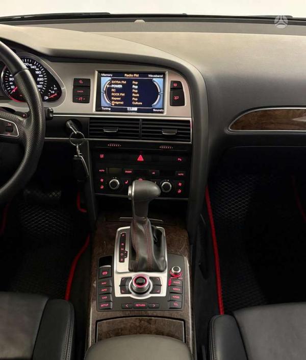 Grey Audi A6 2010 in Marijampole, with an engine capacity of 2.70 L and mileage of 339 thousand km for 4750 €, photo 9 on AUTOMOTO.COM.LV