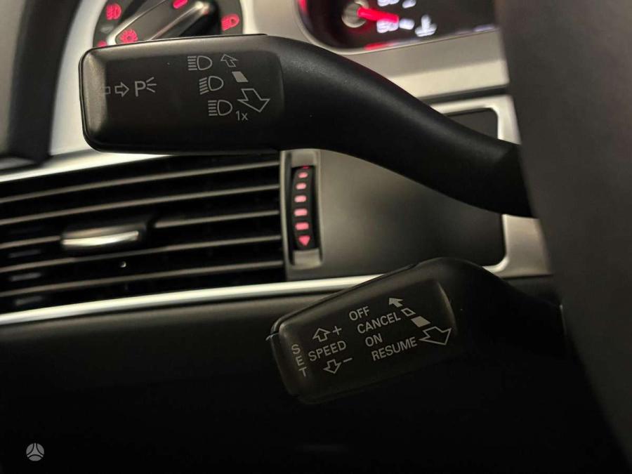 Pelēks Audi A6 2010 Marijampole, ar dzinēja tilpumu 2.70 L un nobraukumu 339 tūkst. km par 4750 €, foto 18 vietnē AUTOMOTO.COM.LV