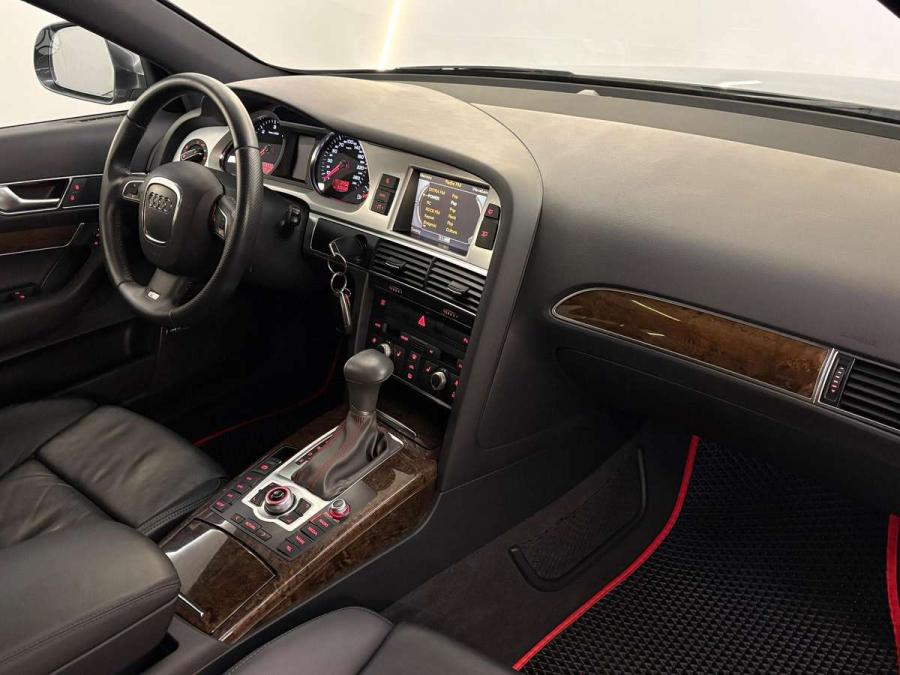 Pelēks Audi A6 2010 Marijampole, ar dzinēja tilpumu 2.70 L un nobraukumu 339 tūkst. km par 4750 €, foto 28 vietnē AUTOMOTO.COM.LV
