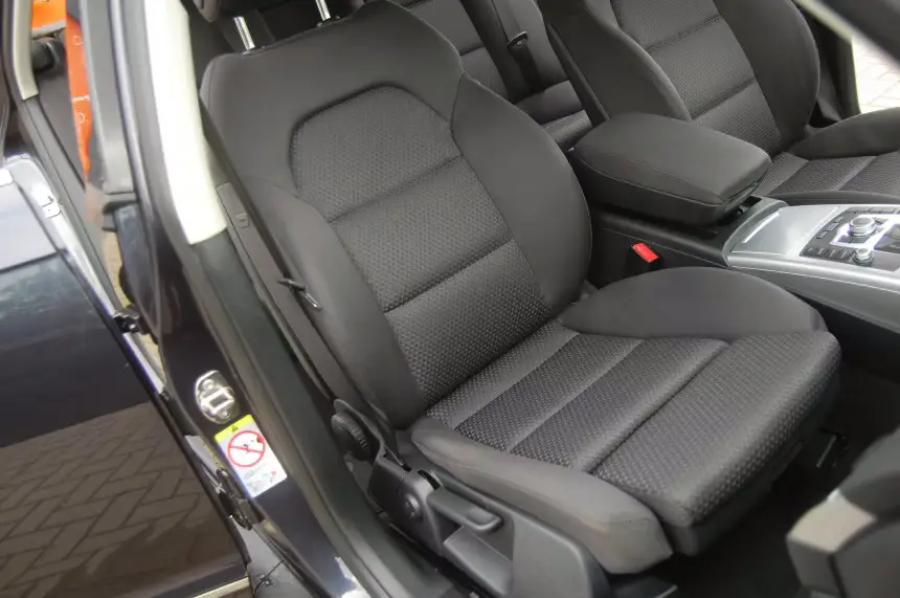 Pelēks Audi A6 2011 Jēkabpils, ar dzinēja tilpumu 2.00 L un nobraukumu 282 tūkst. km par 5300 €, foto 11 vietnē AUTOMOTO.COM.LV