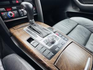 Pelēks Audi A6 2011 Rīga, ar dzinēja tilpumu 3.00 L un nobraukumu 283 tūkst. km par 6950 €, foto 21 vietnē AUTOMOTO.COM.LV