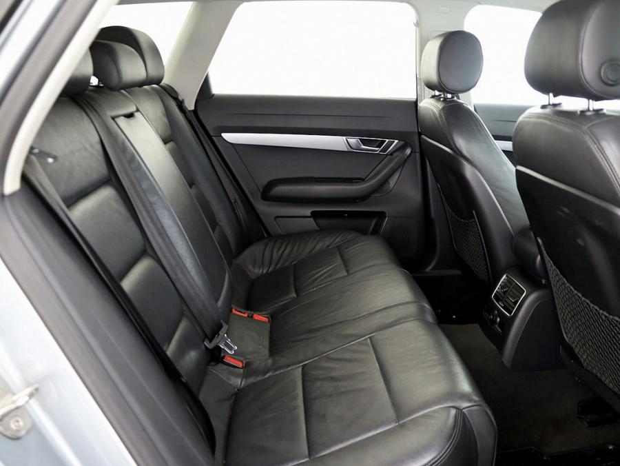 Grey Audi A6 2011 in Tallinn, with an engine capacity of 2.00 L and mileage of 388 thousand km for 2699 €, photo 17 on AUTOMOTO.COM.LV