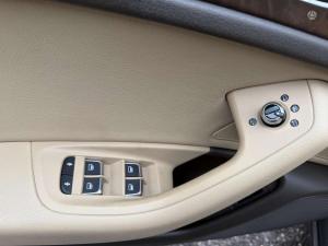 Grey Audi A6 2011 in Kaunas, with an engine capacity of 3.00 L and mileage of 247 thousand km for 9650 €, photo 33 on AUTOMOTO.COM.LV