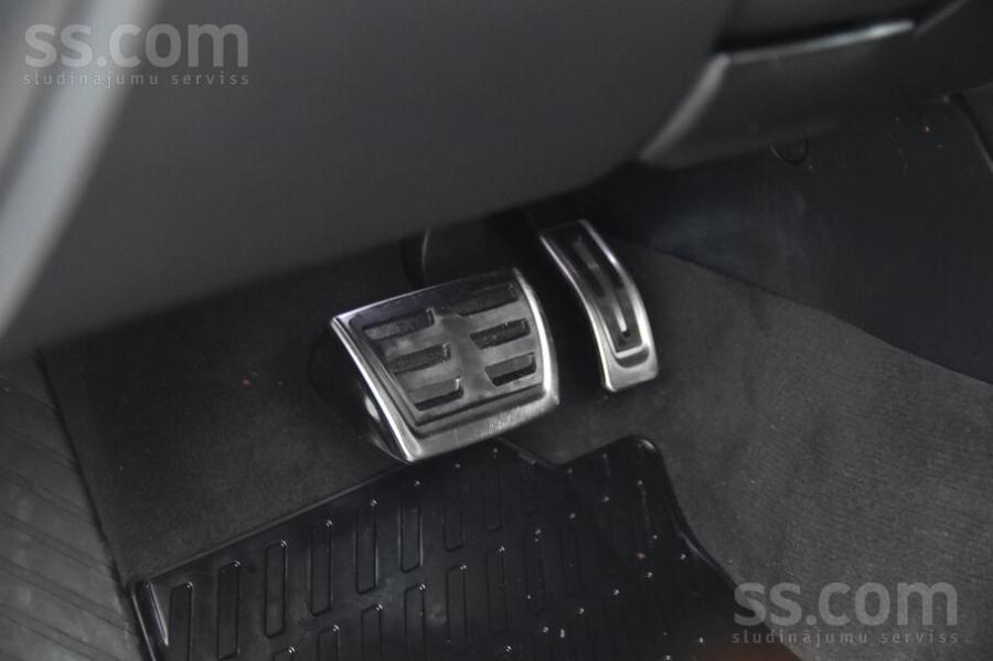 Grey Audi A6 2011 in Riga, with an engine capacity of 2.70 L and mileage of 254 thousand km for 6990 €, photo 31 on AUTOMOTO.COM.LV