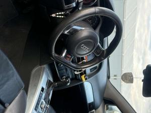 Pelēks Audi A6 2011 Viļņa, ar dzinēja tilpumu 2.97 L un nobraukumu 335 tūkst. km par 6500 €, foto 12 vietnē AUTOMOTO.COM.LV