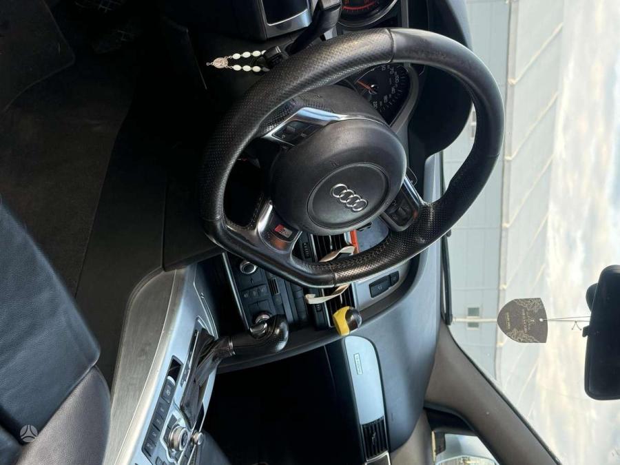 Pelēks Audi A6 2011 Viļņa, ar dzinēja tilpumu 2.97 L un nobraukumu 335 tūkst. km par 6500 €, foto 12 vietnē AUTOMOTO.COM.LV