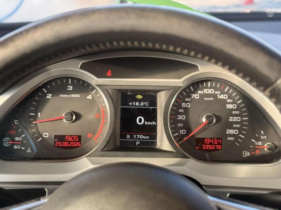 Pelēks Audi A6 2011 Viļņa, ar dzinēja tilpumu 2.97 L un nobraukumu 335 tūkst. km par 6500 €, foto 14 vietnē AUTOMOTO.COM.LV