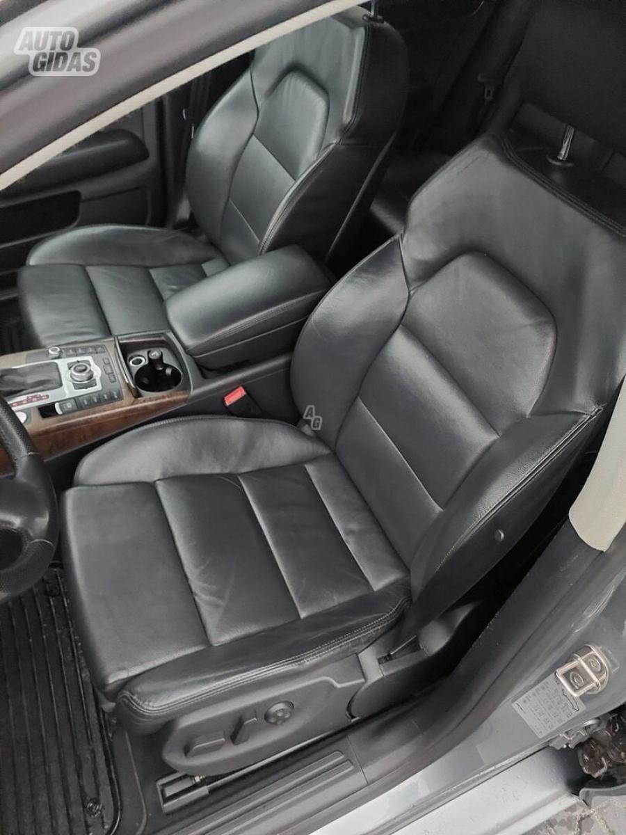 Grey Audi A6 2011 in Jurbarkas, with an engine capacity of 2.70 L and mileage of 225 thousand km for 5100 €, photo 17 on AUTOMOTO.COM.LV