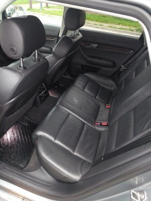 Grey Audi A6 2011 in Jurbarkas, with an engine capacity of 2.70 L and mileage of 225 thousand km for 5100 €, photo 18 on AUTOMOTO.COM.LV